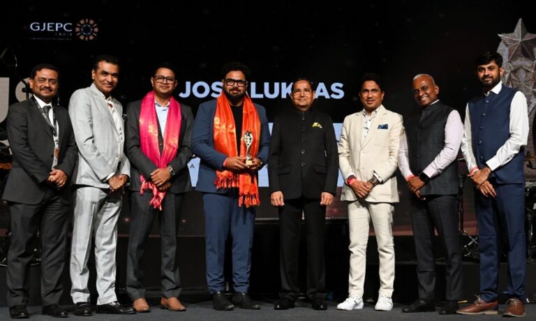 Jos Alukkas Honoured as IIJS ICON at IIJS Tritiya 2025 - JewelBuzz Magazine
